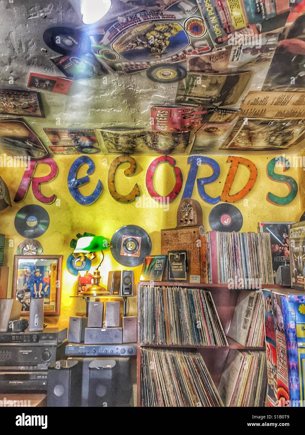 Record songs and albums hi-res stock photography and images - Alamy