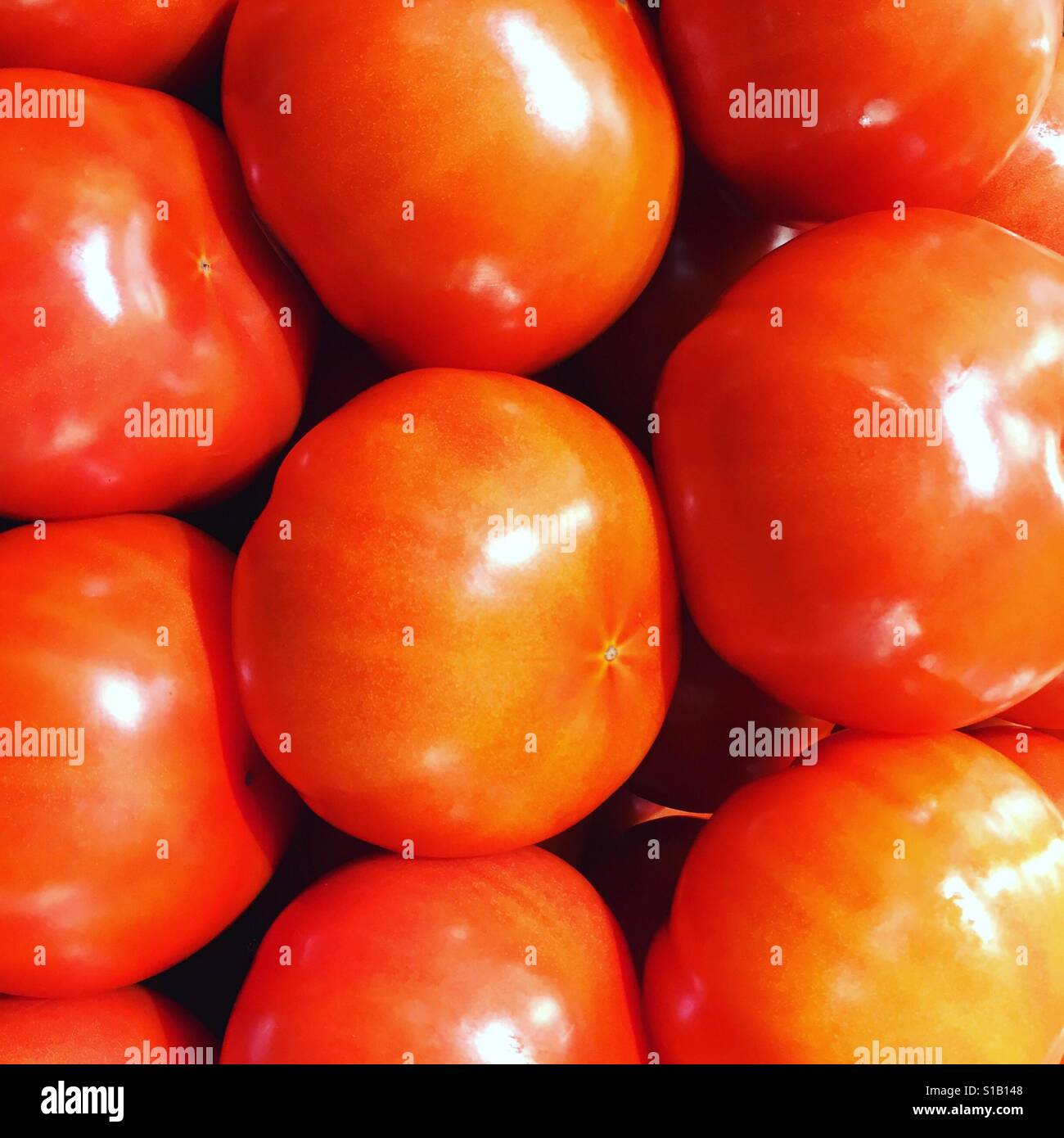 Tomatoes cube hi-res stock photography and images - Alamy