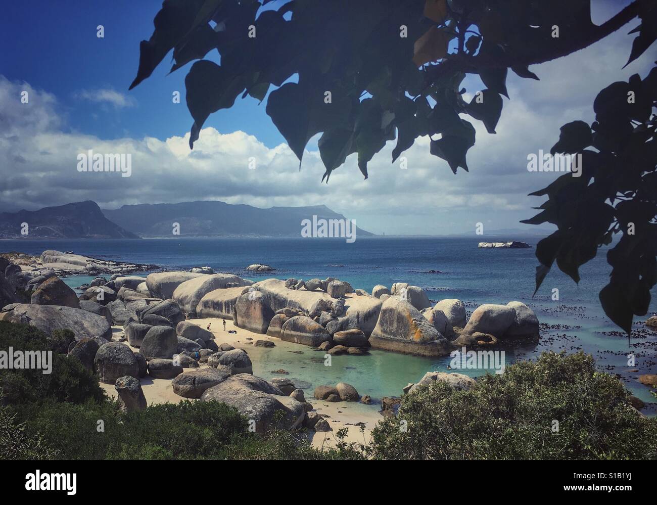 Sea surrounded by rocks hi-res stock photography and images - Alamy