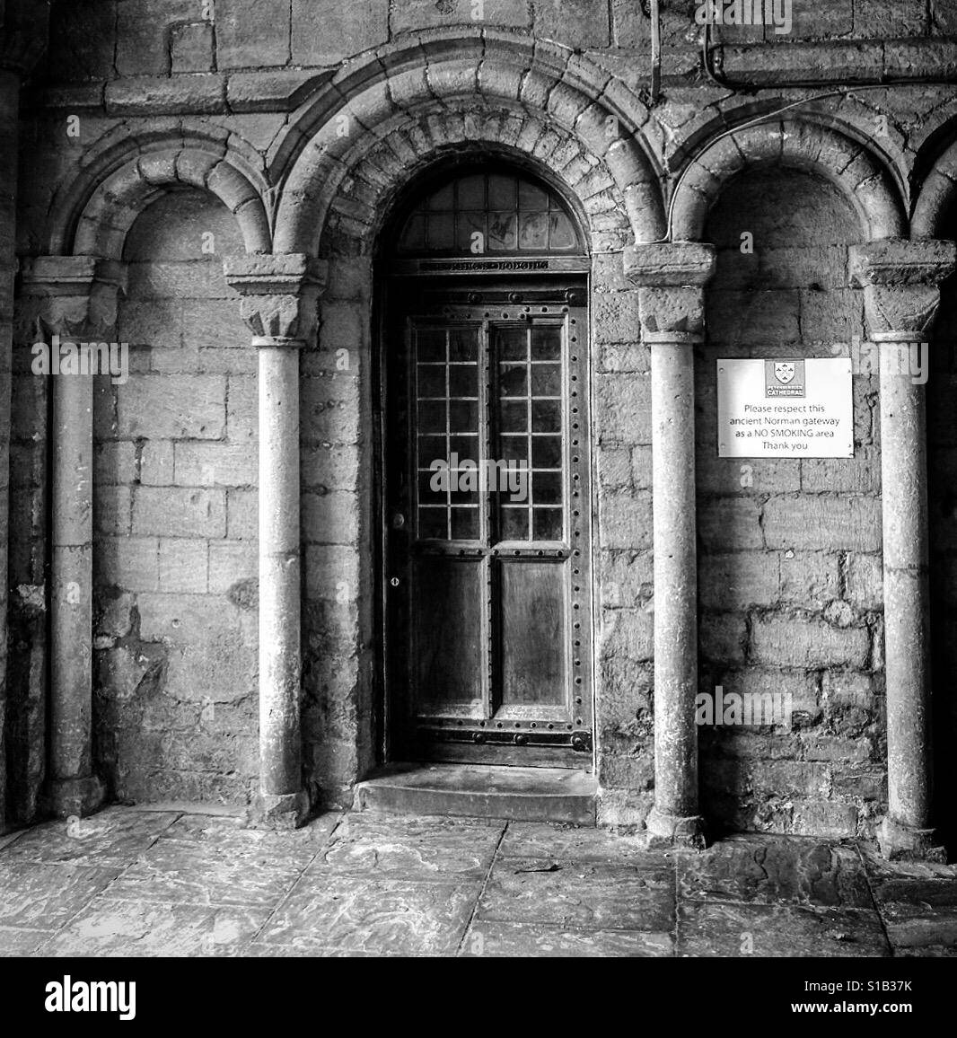 The Kings Entrance. Peterborough Cathedral Stock Photo - Alamy