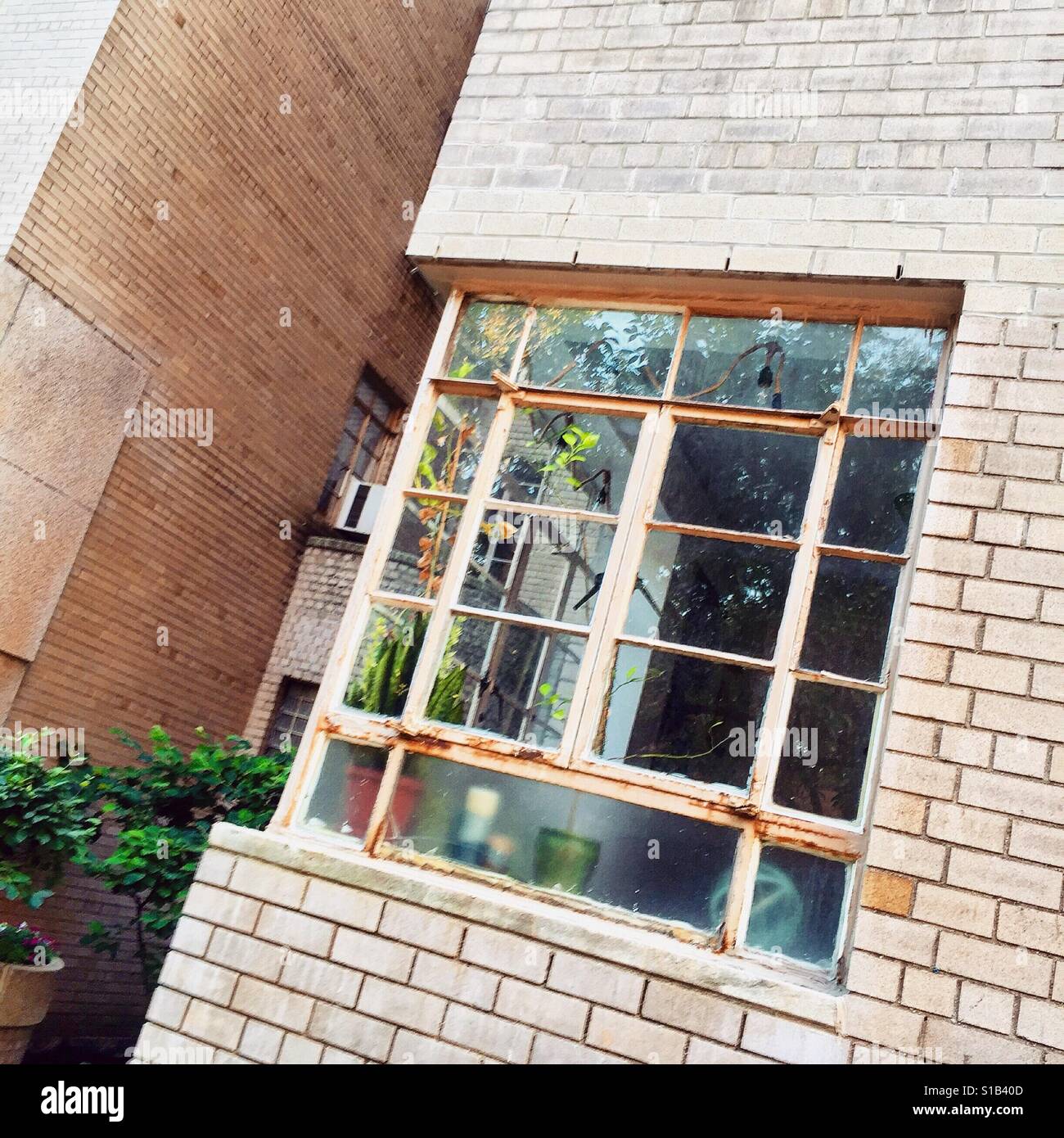 Angular upper hi-res stock photography and images - Alamy