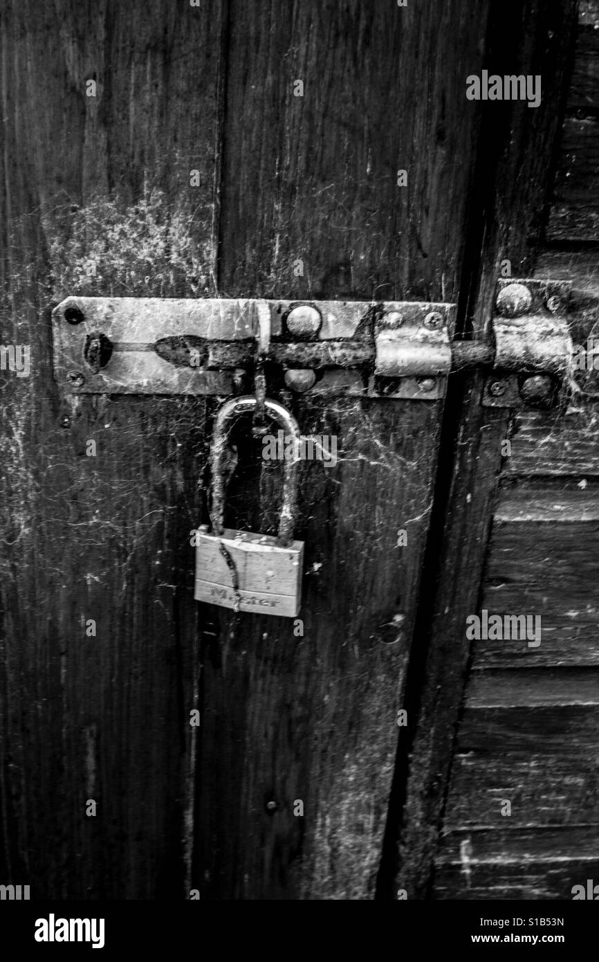 Bolt and lock hi-res stock photography and images - Alamy