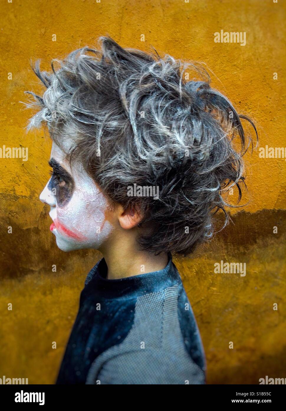 Zombie profile hi-res stock photography and images - Alamy