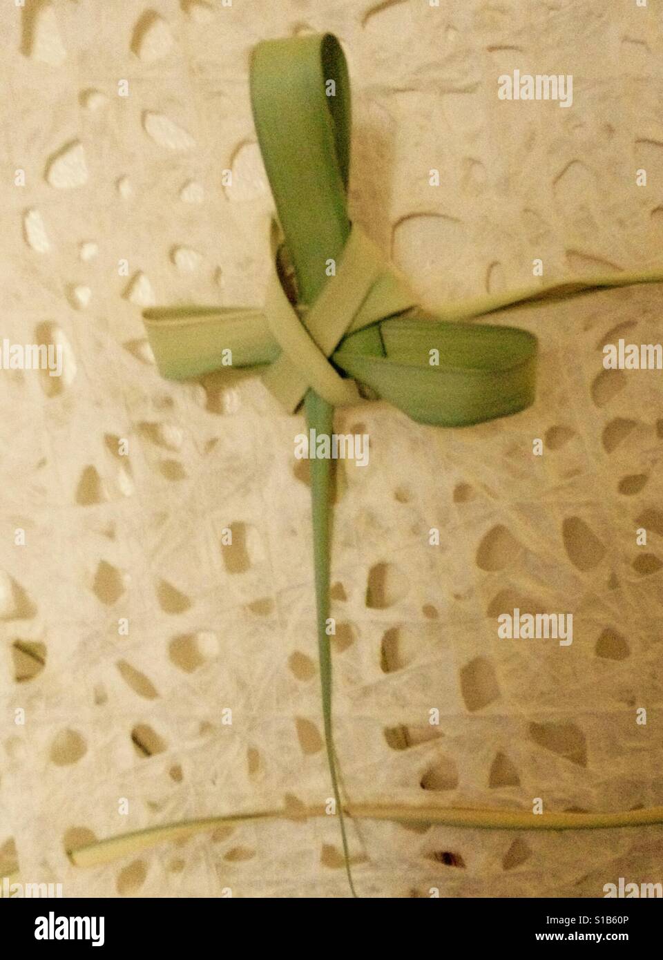 Palm cross hi-res stock photography and images - Alamy