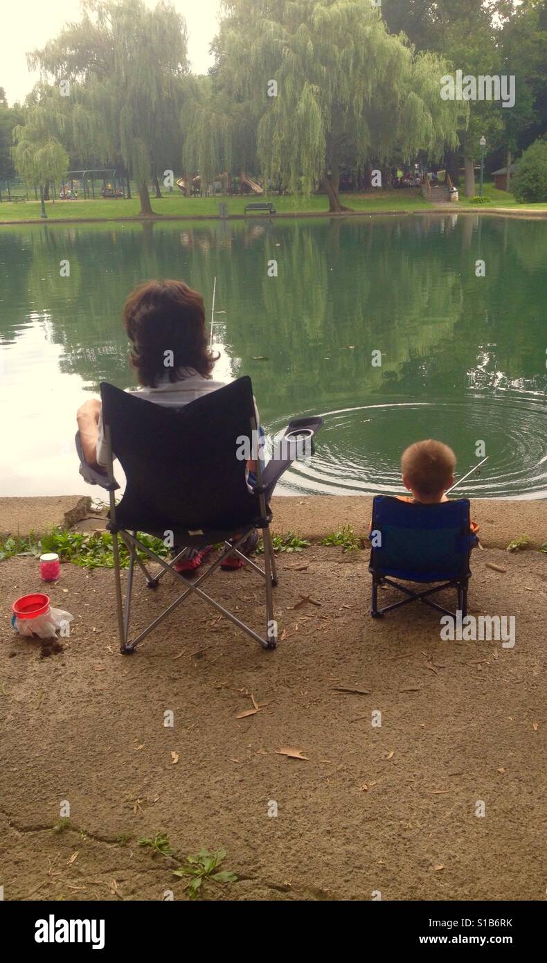 Brothers fishing hi-res stock photography and images - Alamy