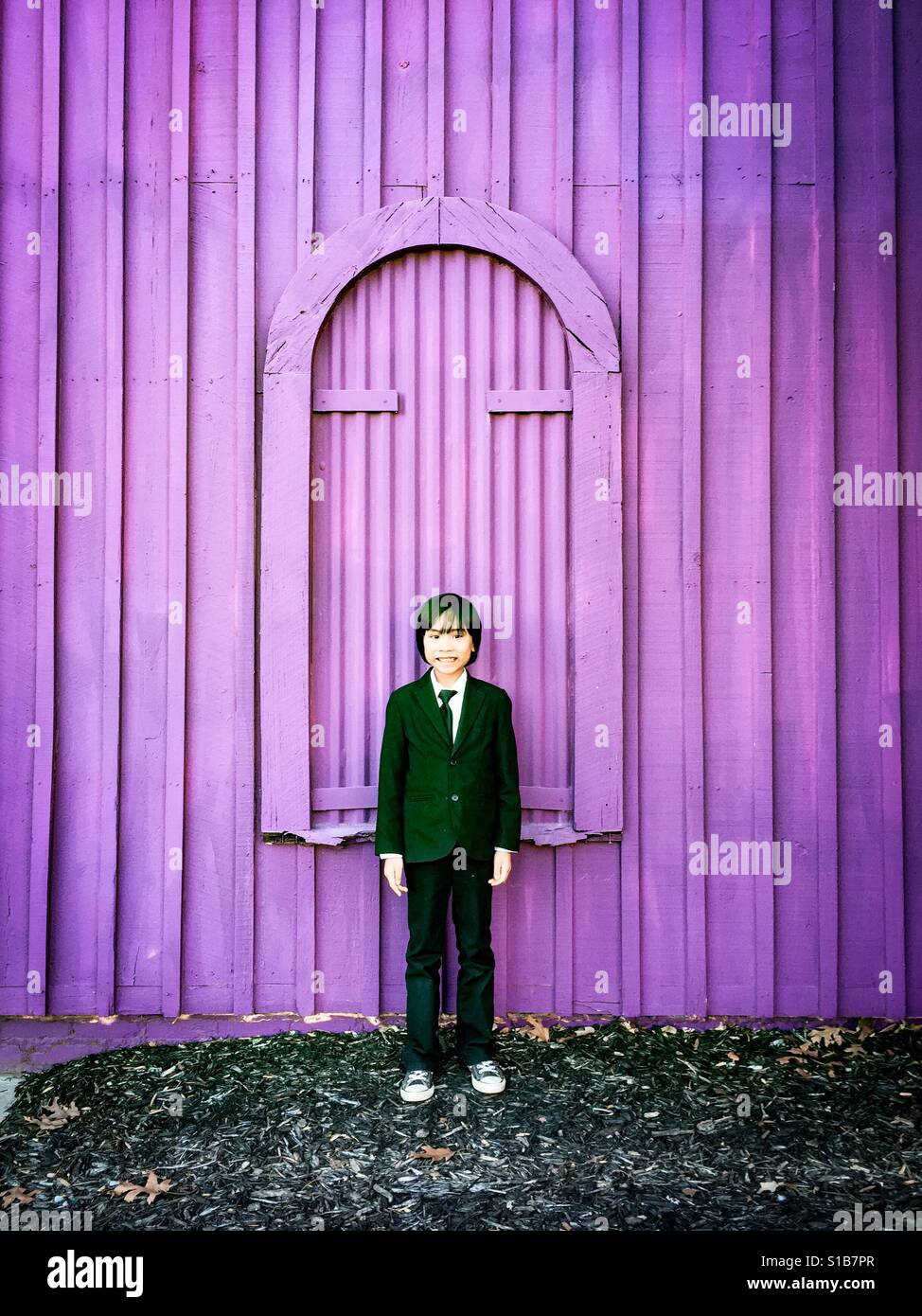 Purple boy hi-res stock photography and images - Alamy