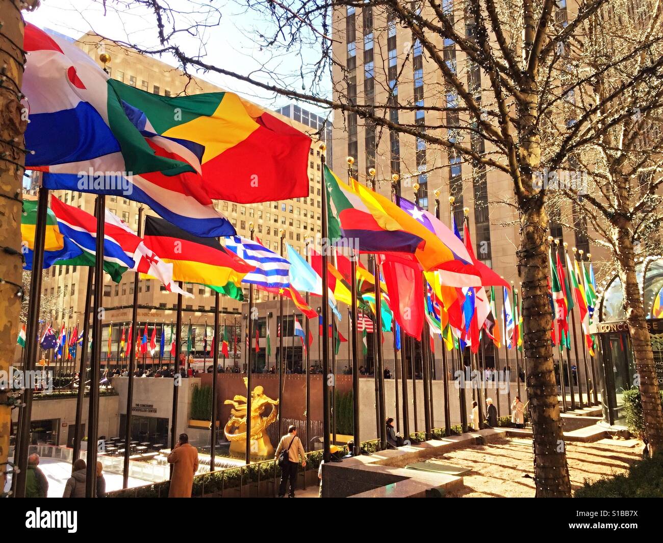 Global symbols smartphone stock photos and images - Alamy