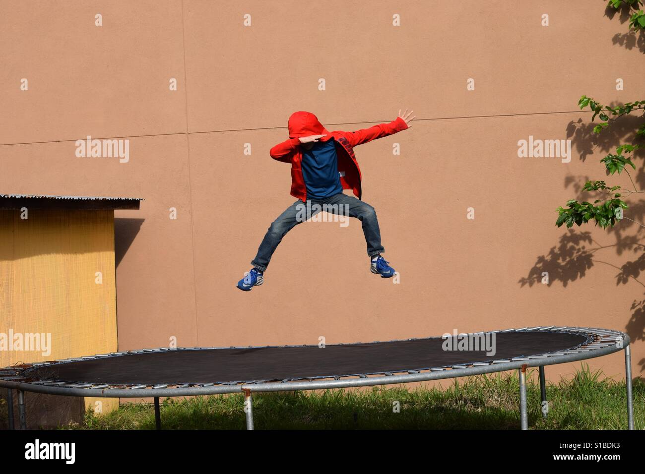 Jump hi-res stock photography and images - Alamy