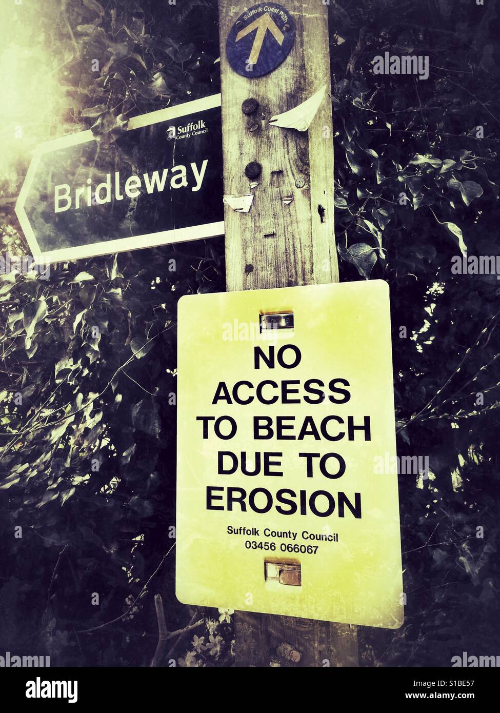 Footpath closed due coastal erosion hi-res stock photography and images ...