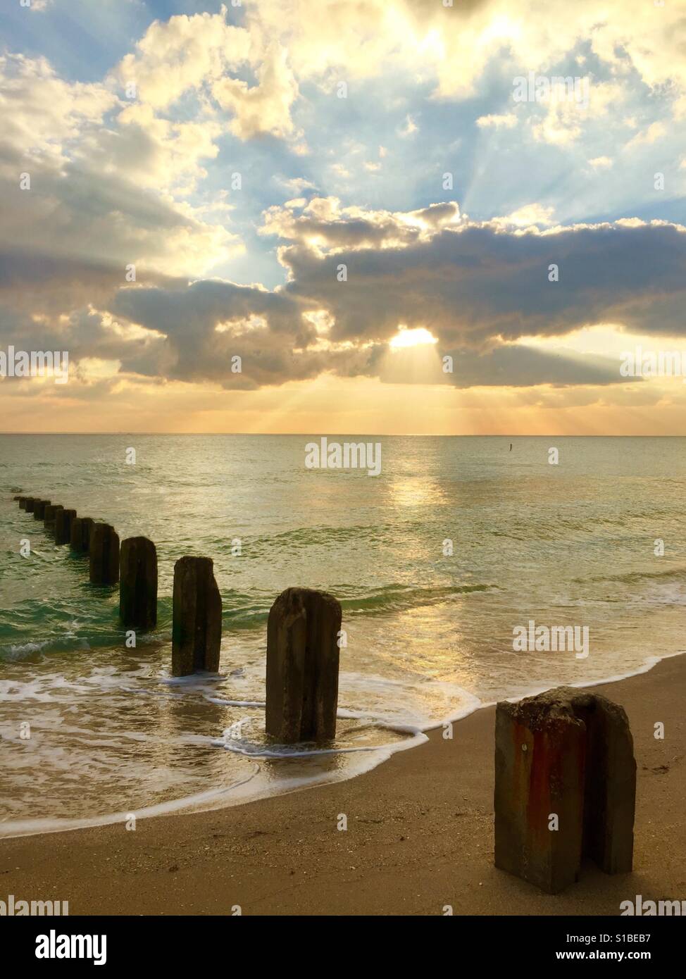 Portrait Orientation Sunrise High Resolution Stock Photography and ...