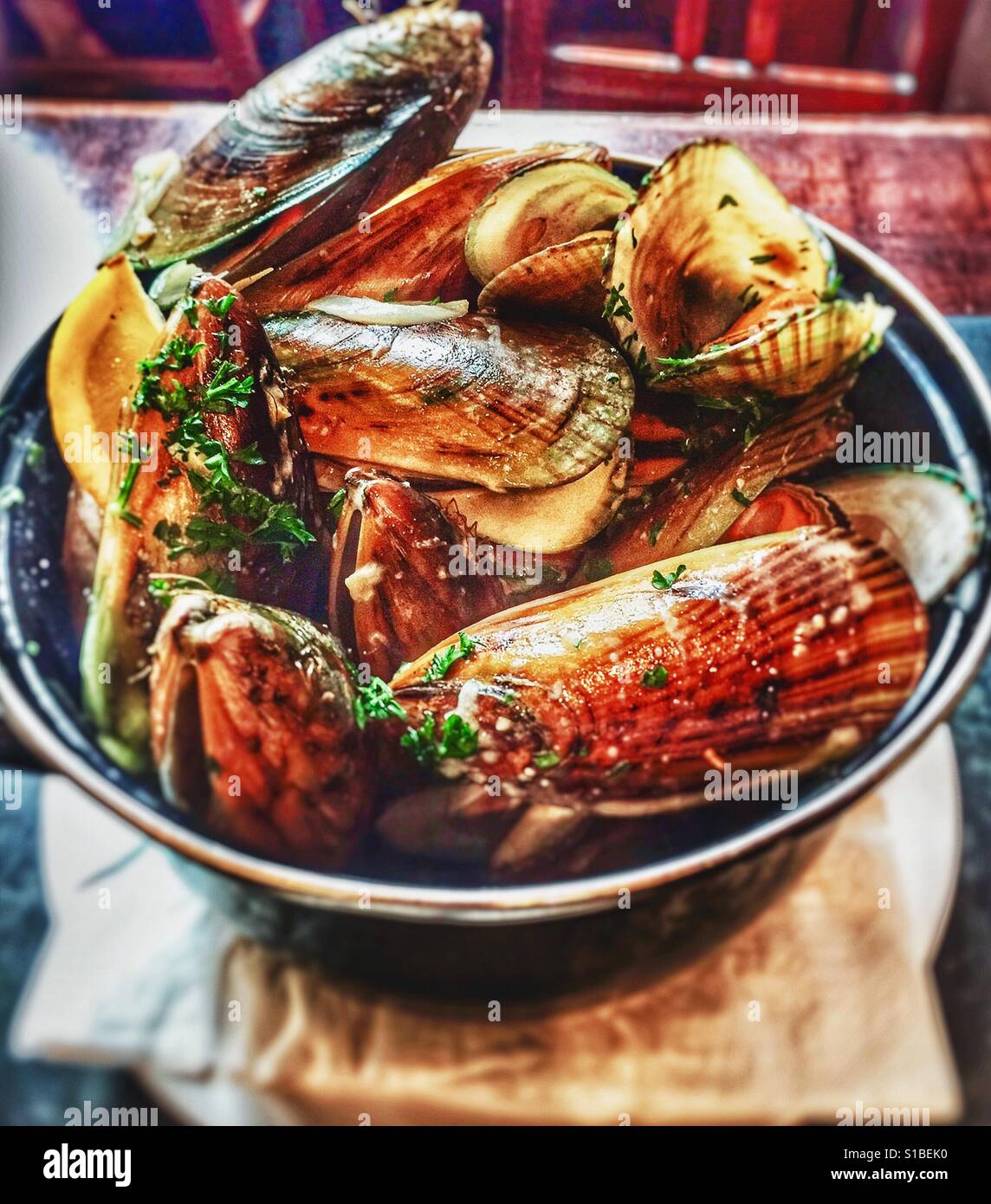 Giant mussels hi-res stock photography and images - Alamy