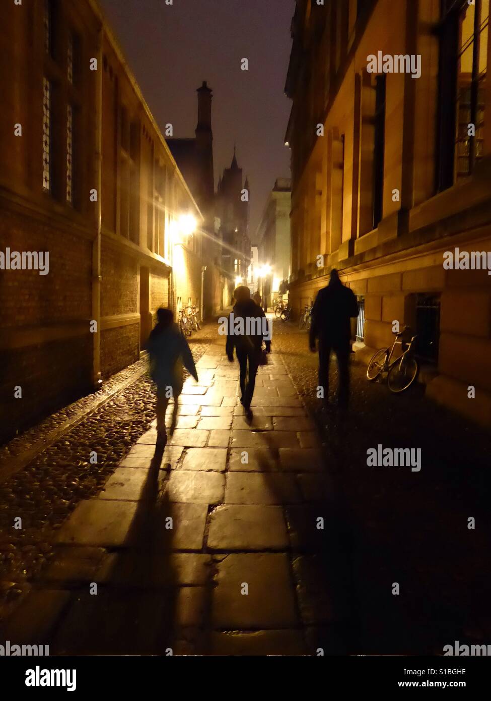City night walk hi-res stock photography and images - Alamy