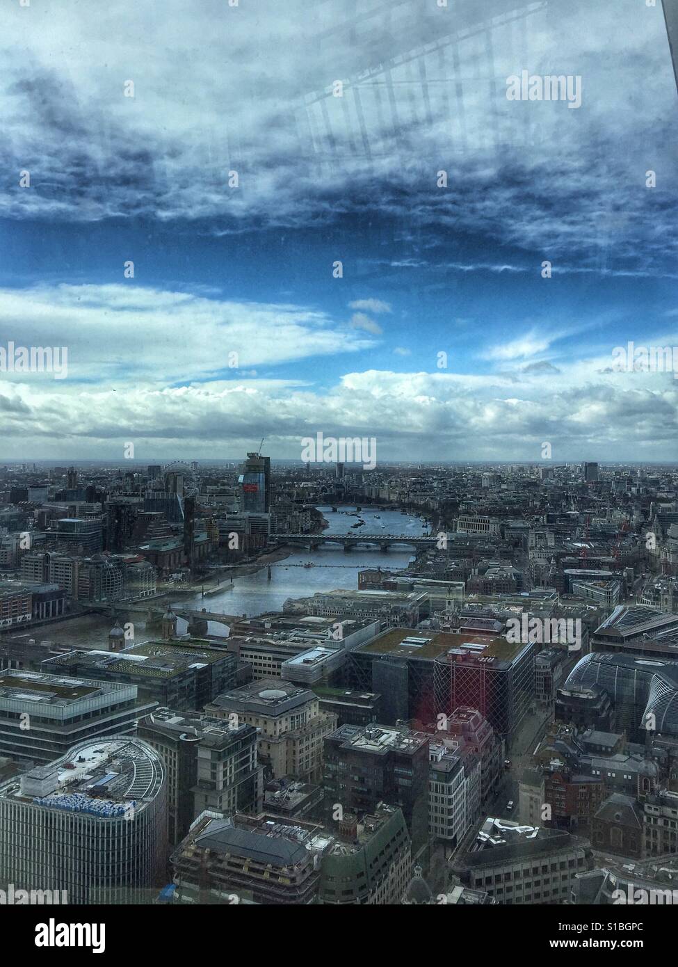 Rooftop view london hi-res stock photography and images - Alamy
