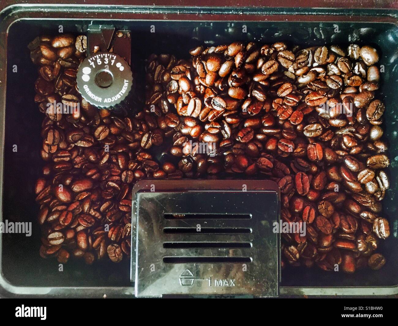 Bean to cup machine hi-res stock photography and images - Alamy