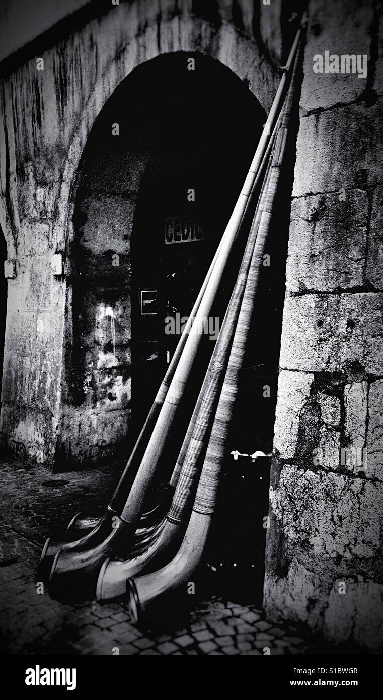 Urban musical instruments hi-res stock photography and images - Alamy