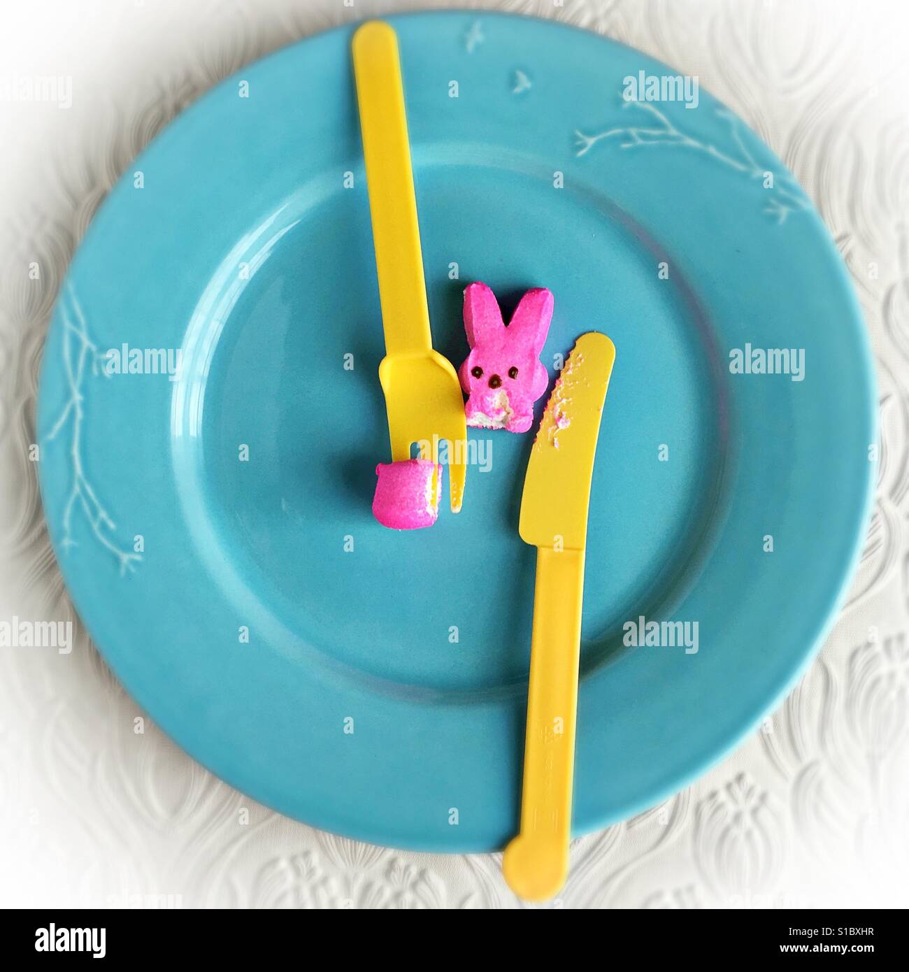 Easter bunny peeps hi-res stock photography and images - Alamy