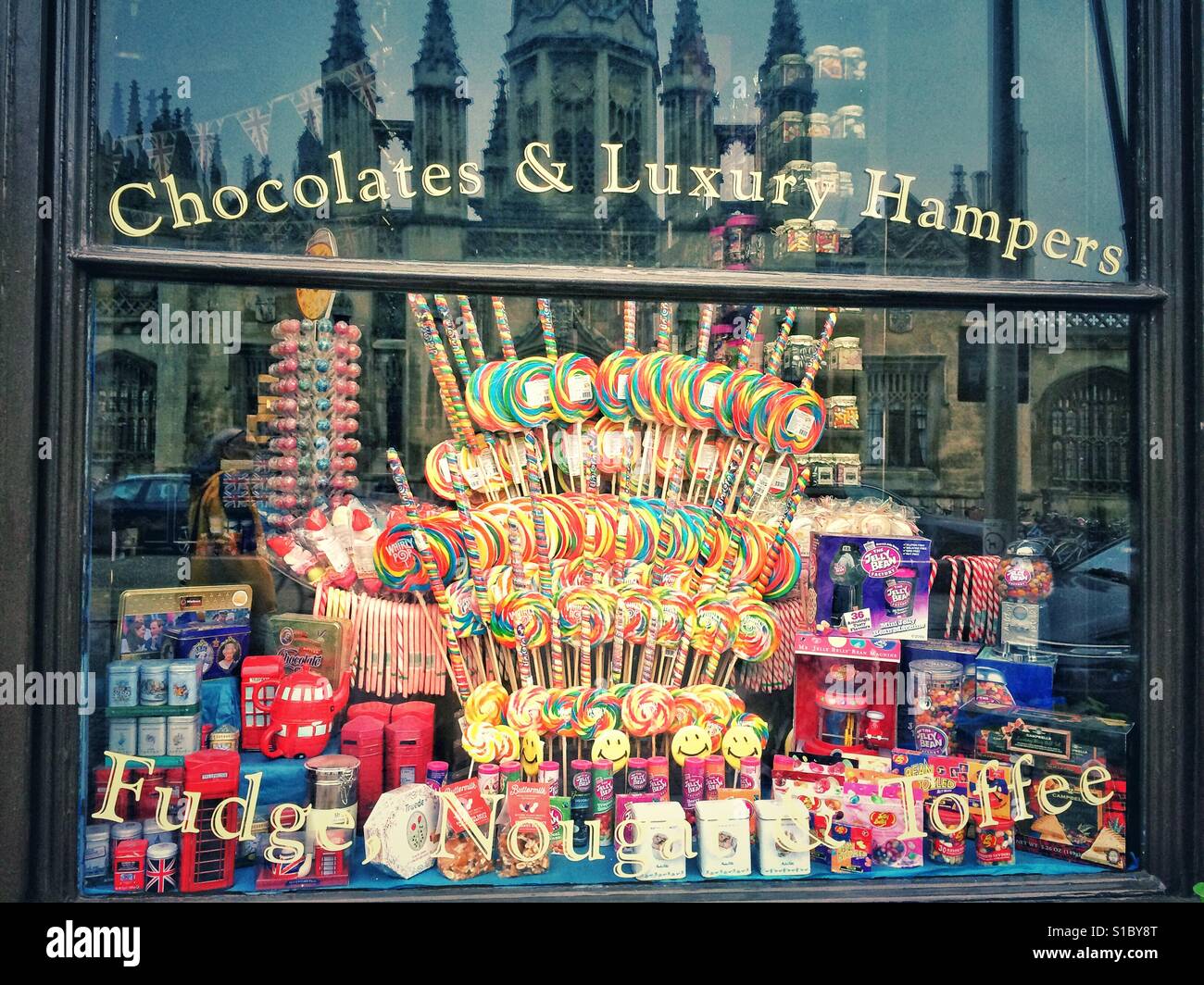 Fudge and confectionery shop hi-res stock photography and images - Alamy