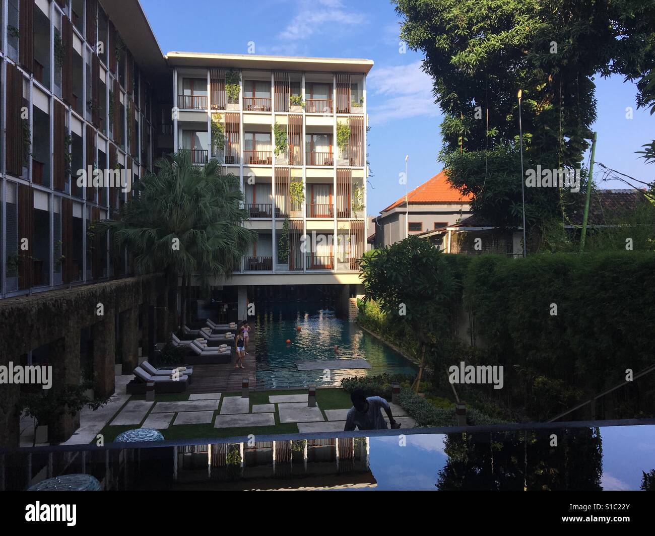 Modern resort hi-res stock photography and images - Alamy