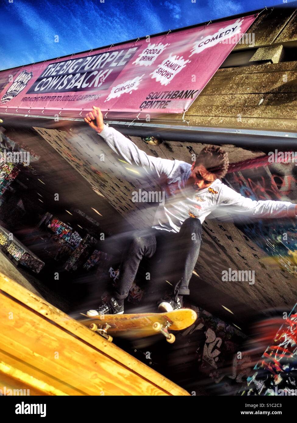 Skateboarder skate boarder hi-res stock photography and images - Alamy
