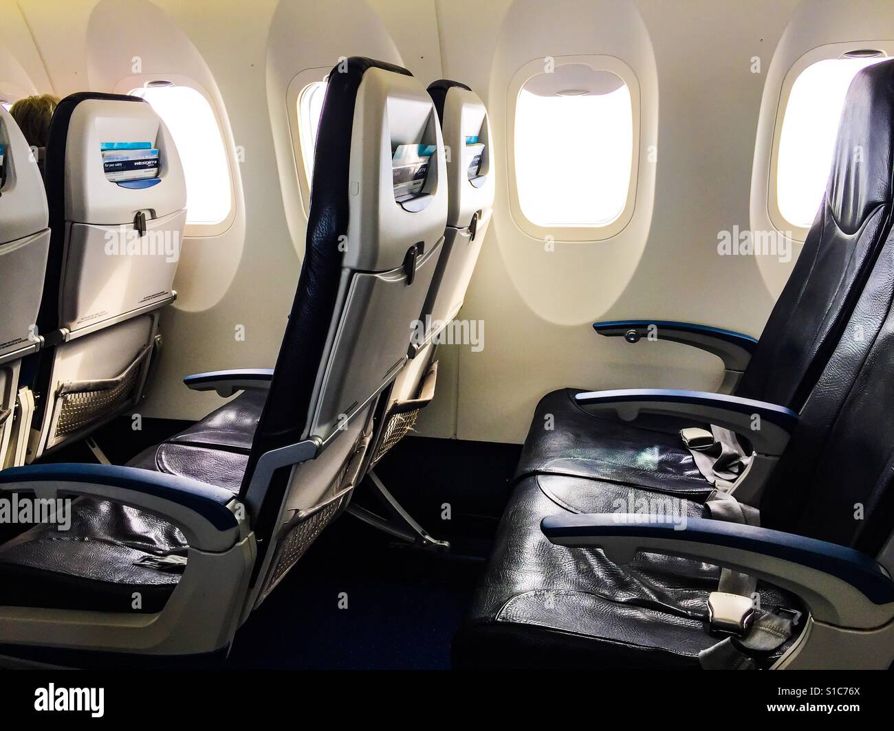 Interior empty plane hi-res stock photography and images - Alamy