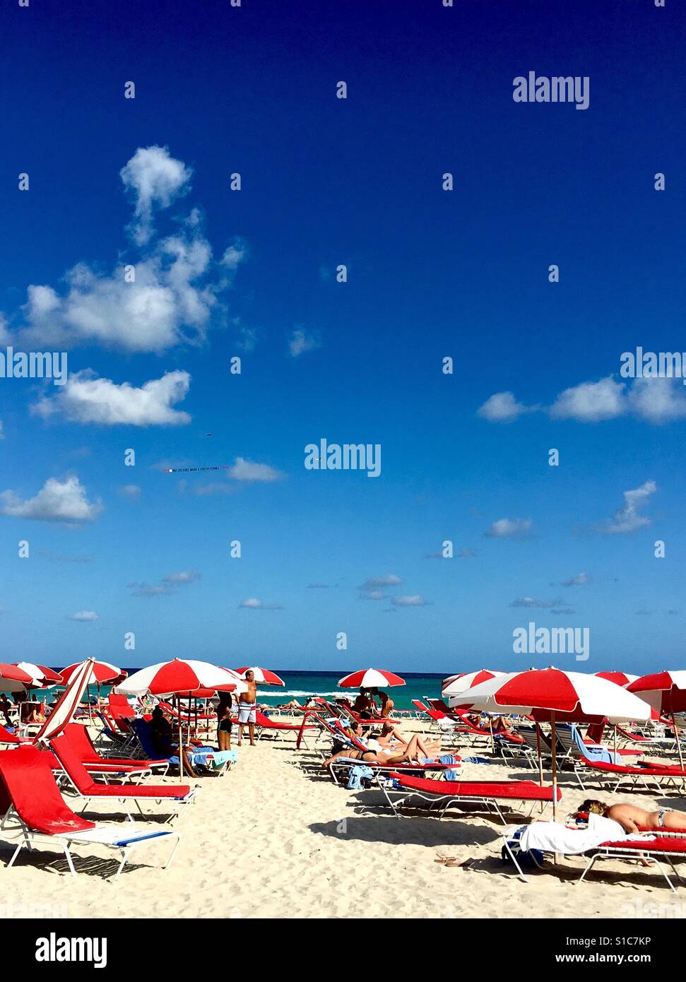Day at the beach Stock Photo - Alamy