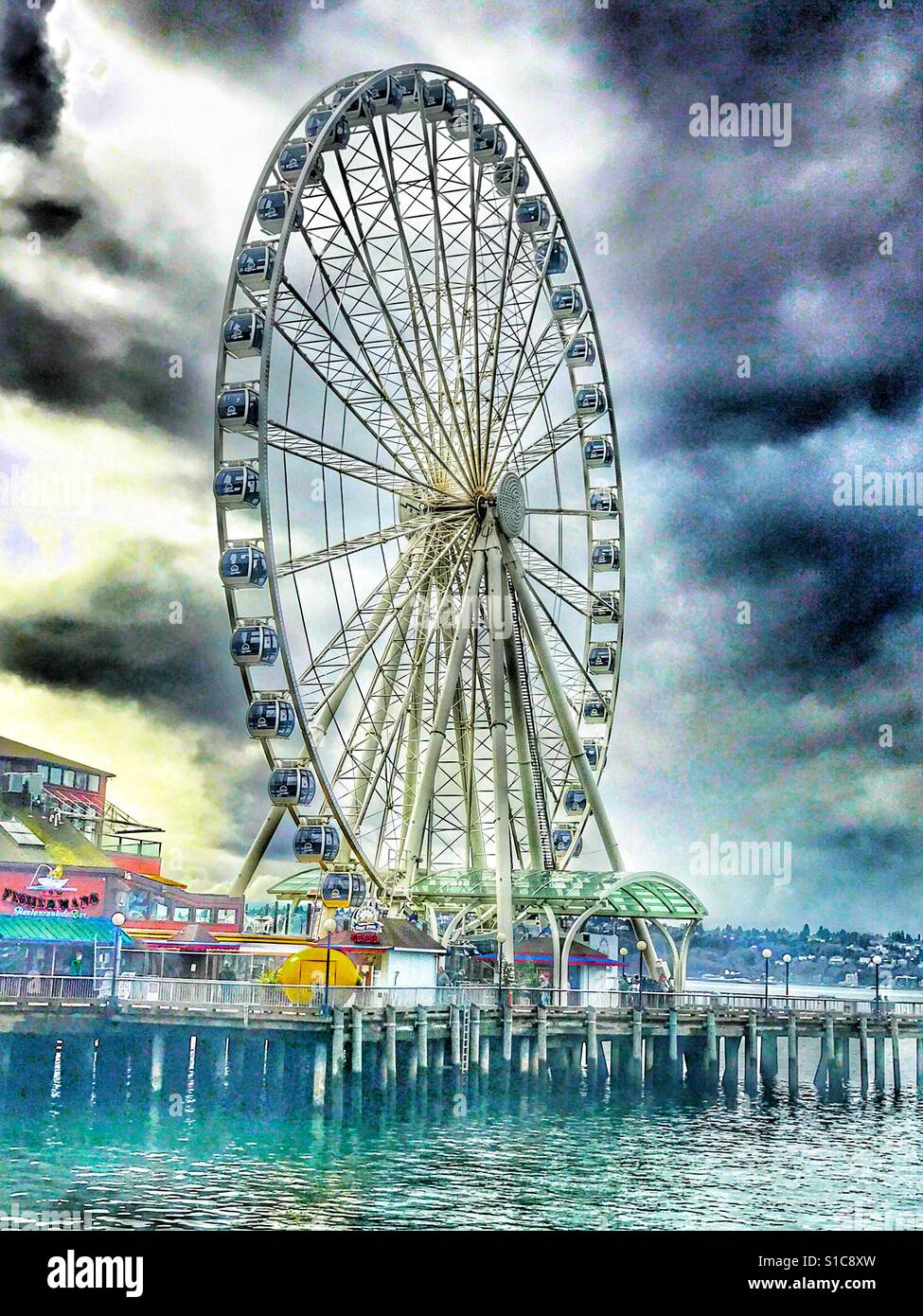 Seattle great wheel Stock Photo - Alamy