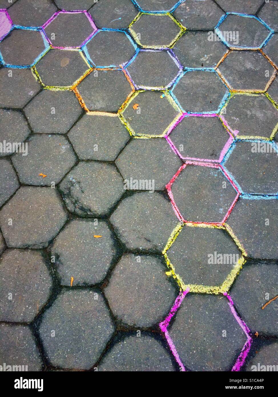 Hexagon paving stones hi-res stock photography and images - Alamy