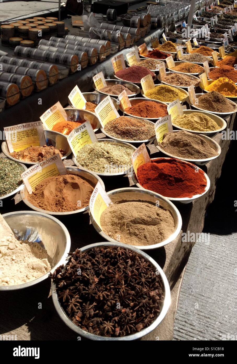 Vertical portrait new york city hi-res stock photography and images - Alamy