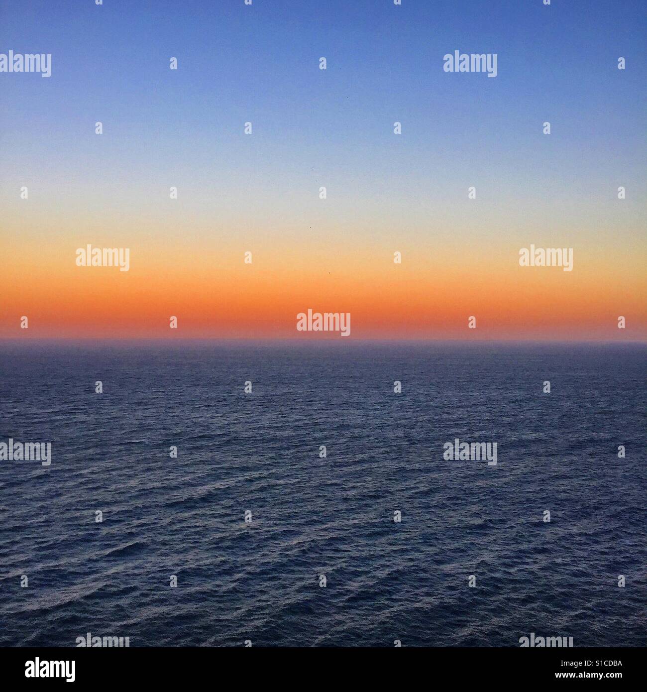 Relax color hi-res stock photography and images - Alamy