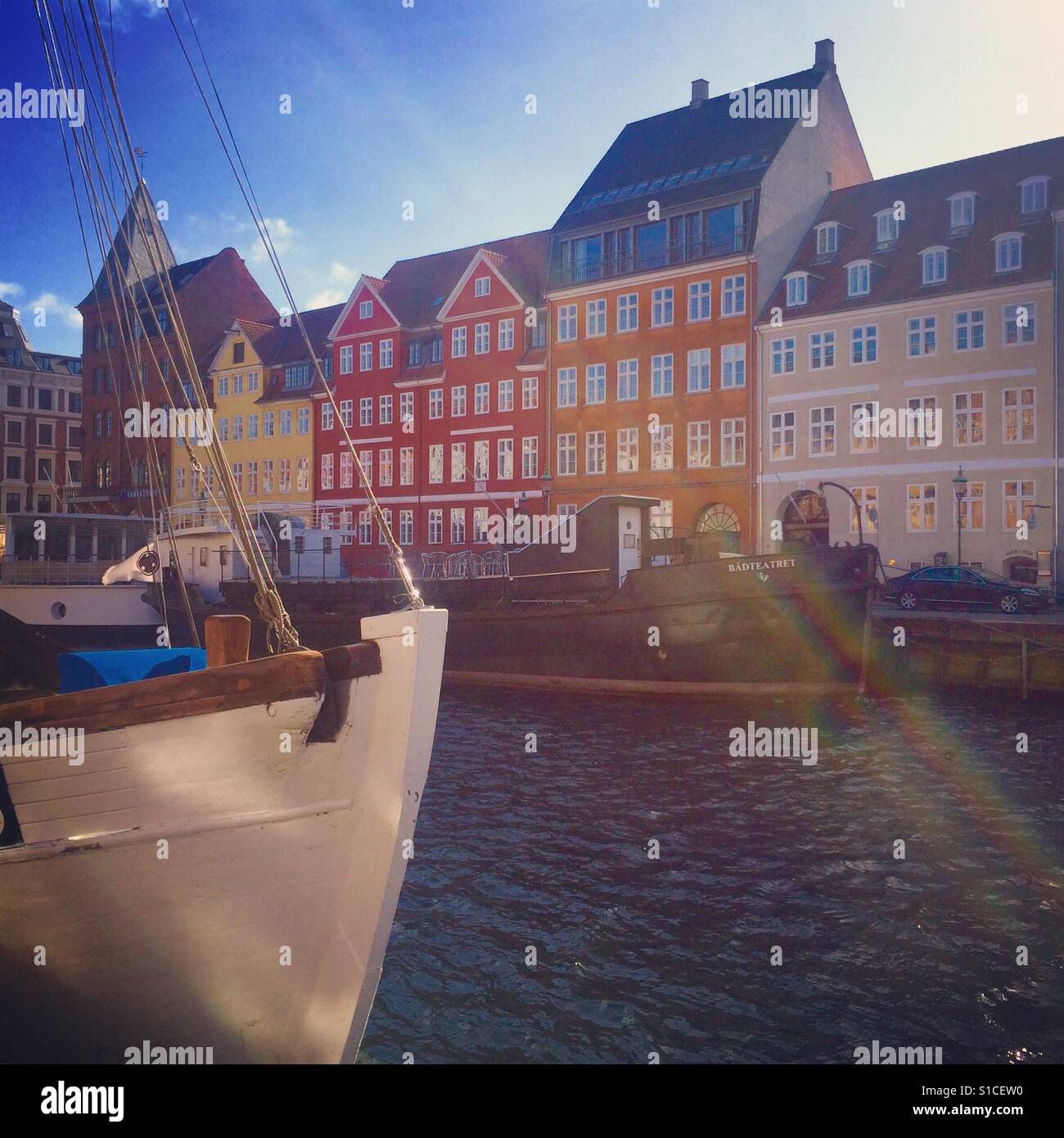 Nyhavn in the morning hi-res stock photography and images - Alamy