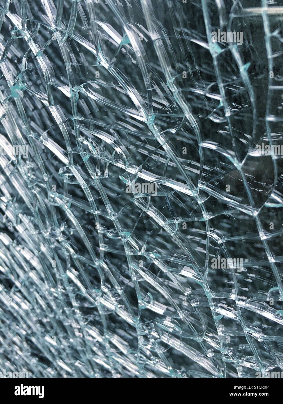 Shattered pattern hi-res stock photography and images - Alamy