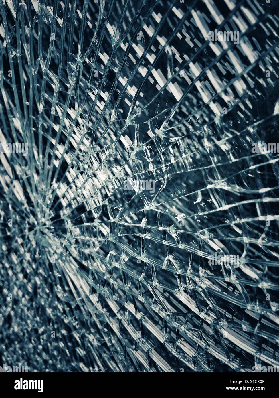 Shattered glass hi-res stock photography and images - Alamy
