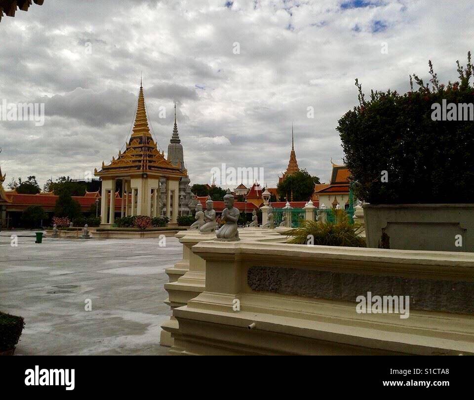 Phnom pehn cambodia hi-res stock photography and images - Alamy