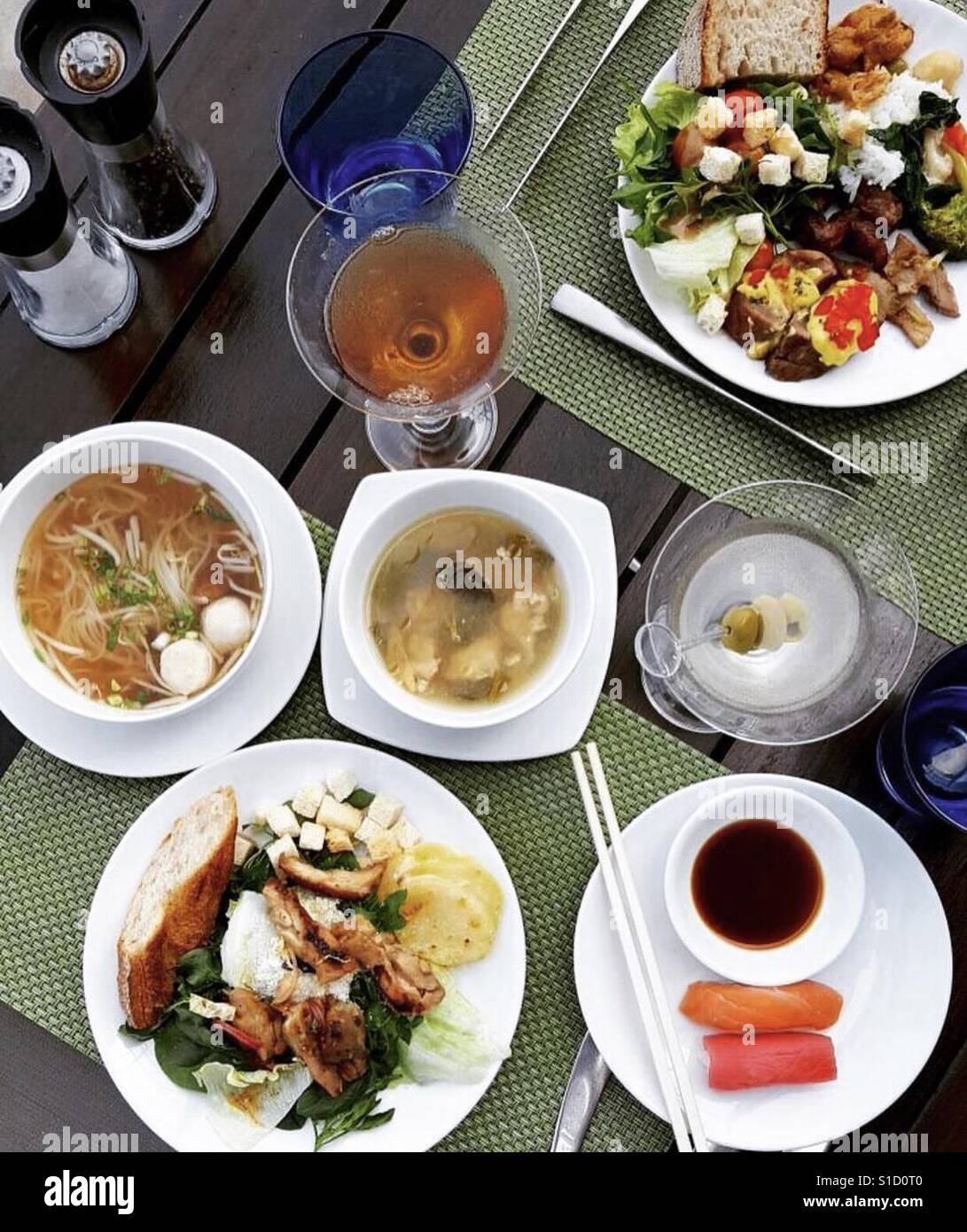 Table spread hi-res stock photography and images - Alamy