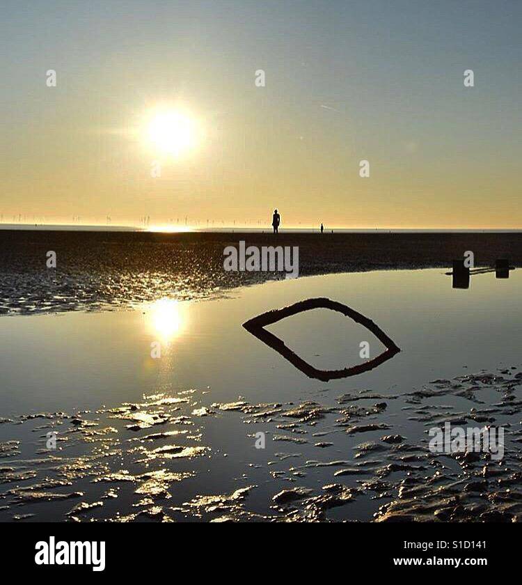 Reflection of love hi-res stock photography and images - Alamy