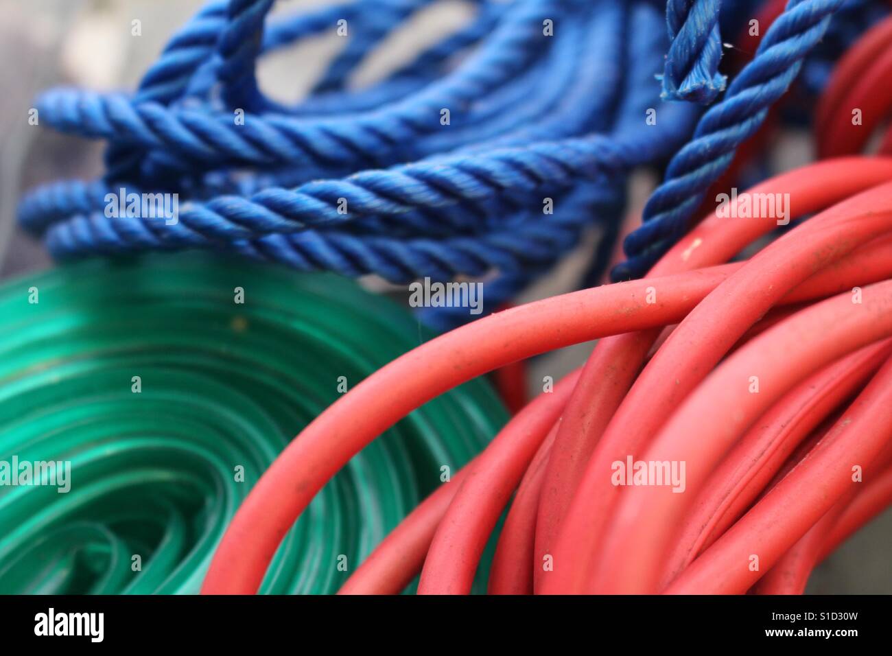 Blue and green rope hi-res stock photography and images - Alamy