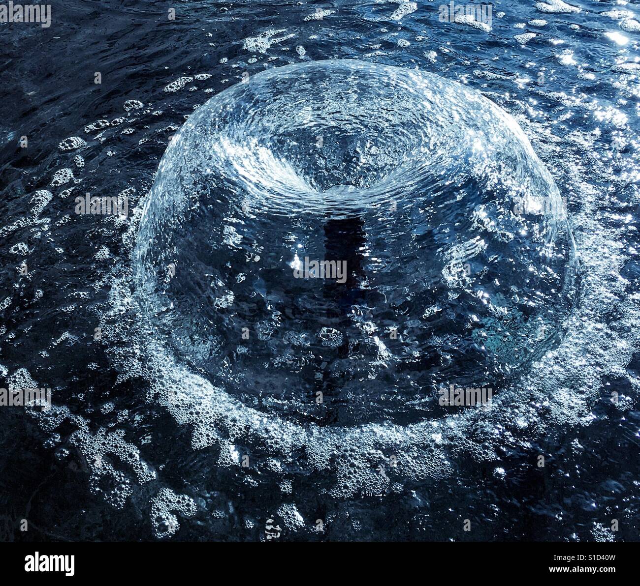 Crystal engineering hi-res stock photography and images - Alamy