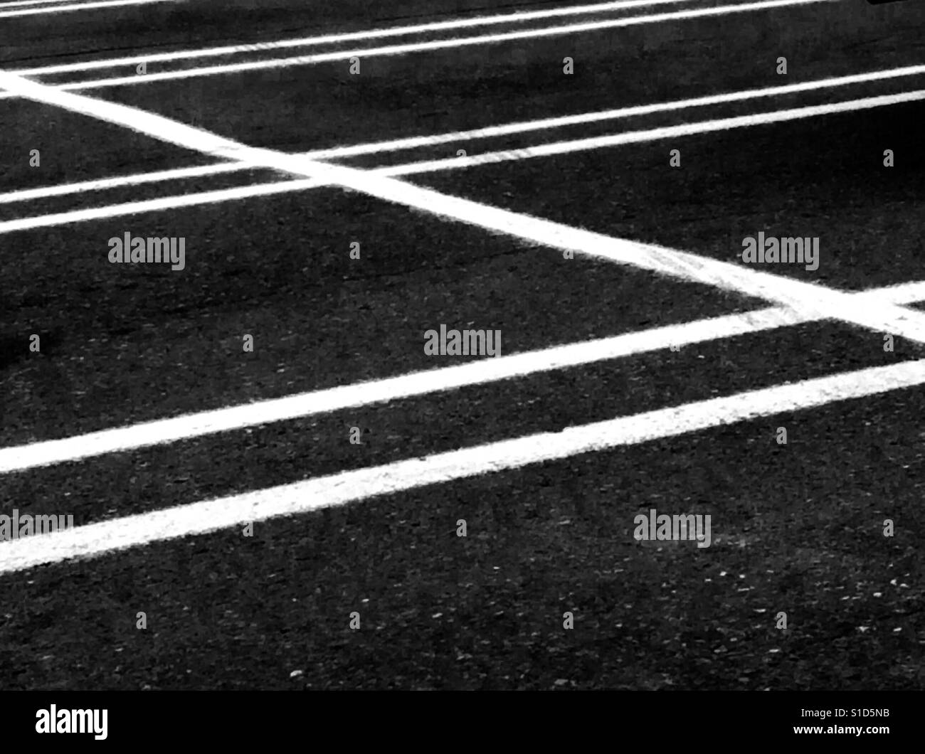 Parking lot lines Stock Photo - Alamy