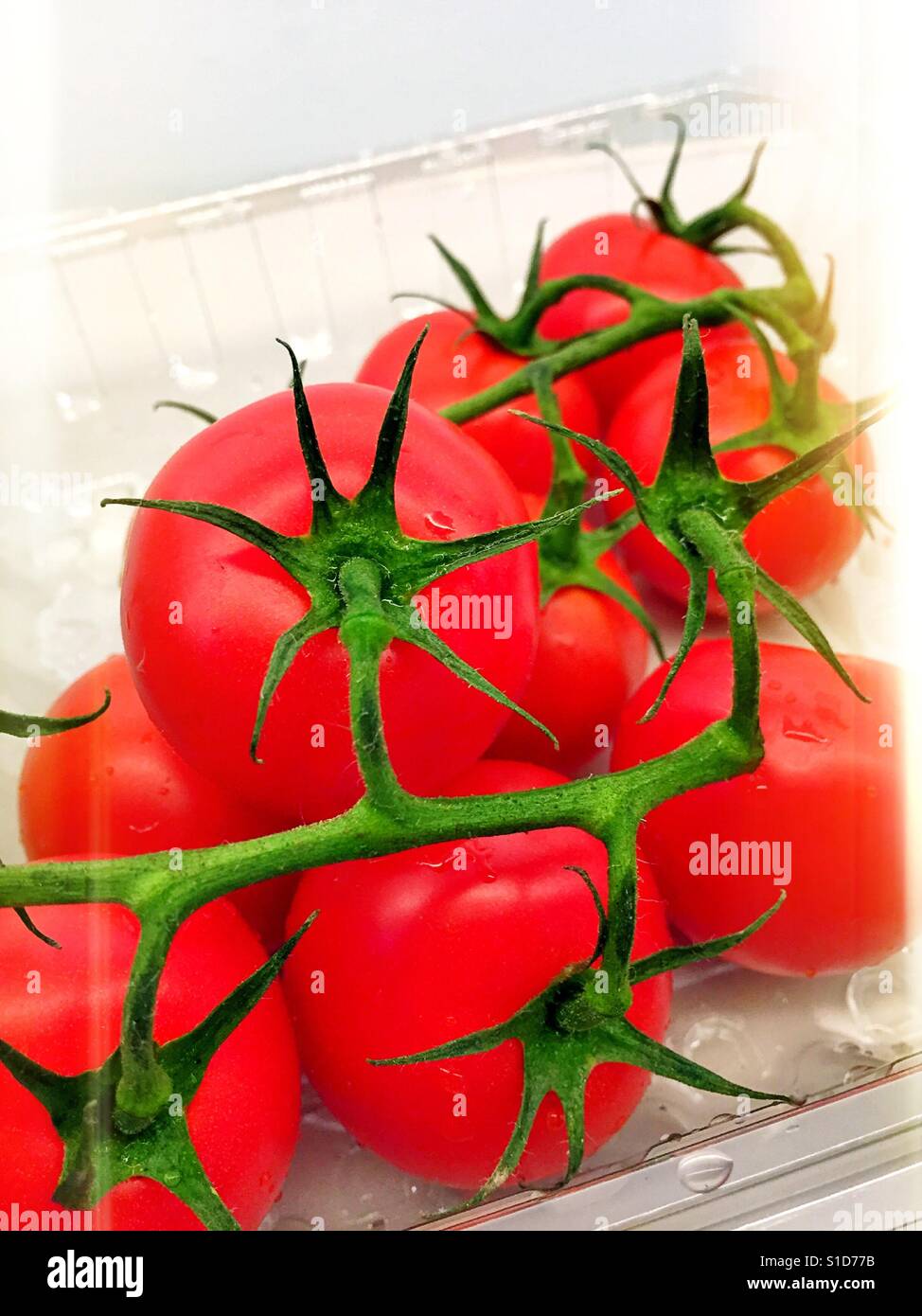Vine ripened hi-res stock photography and images - Alamy