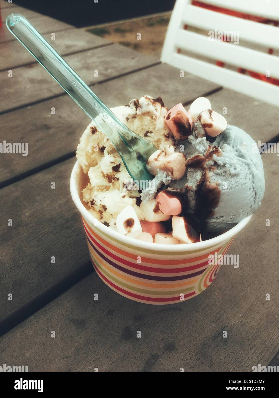 Ice cream chair hi-res stock photography and images - Alamy