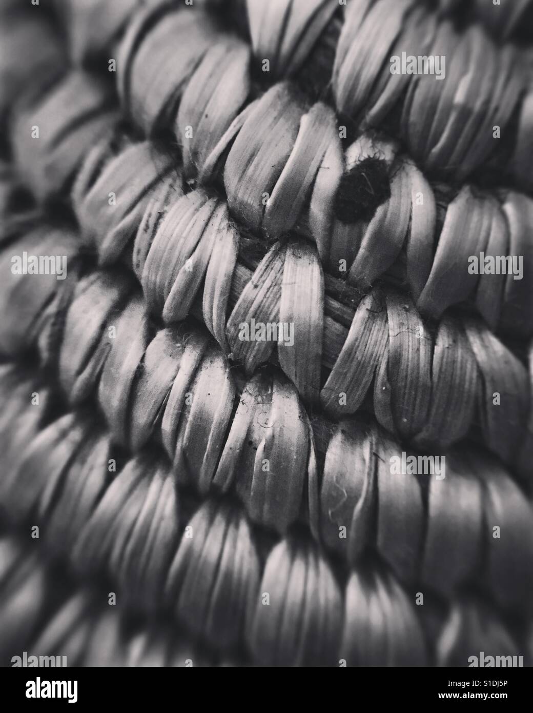 Reed basket hi-res stock photography and images - Alamy