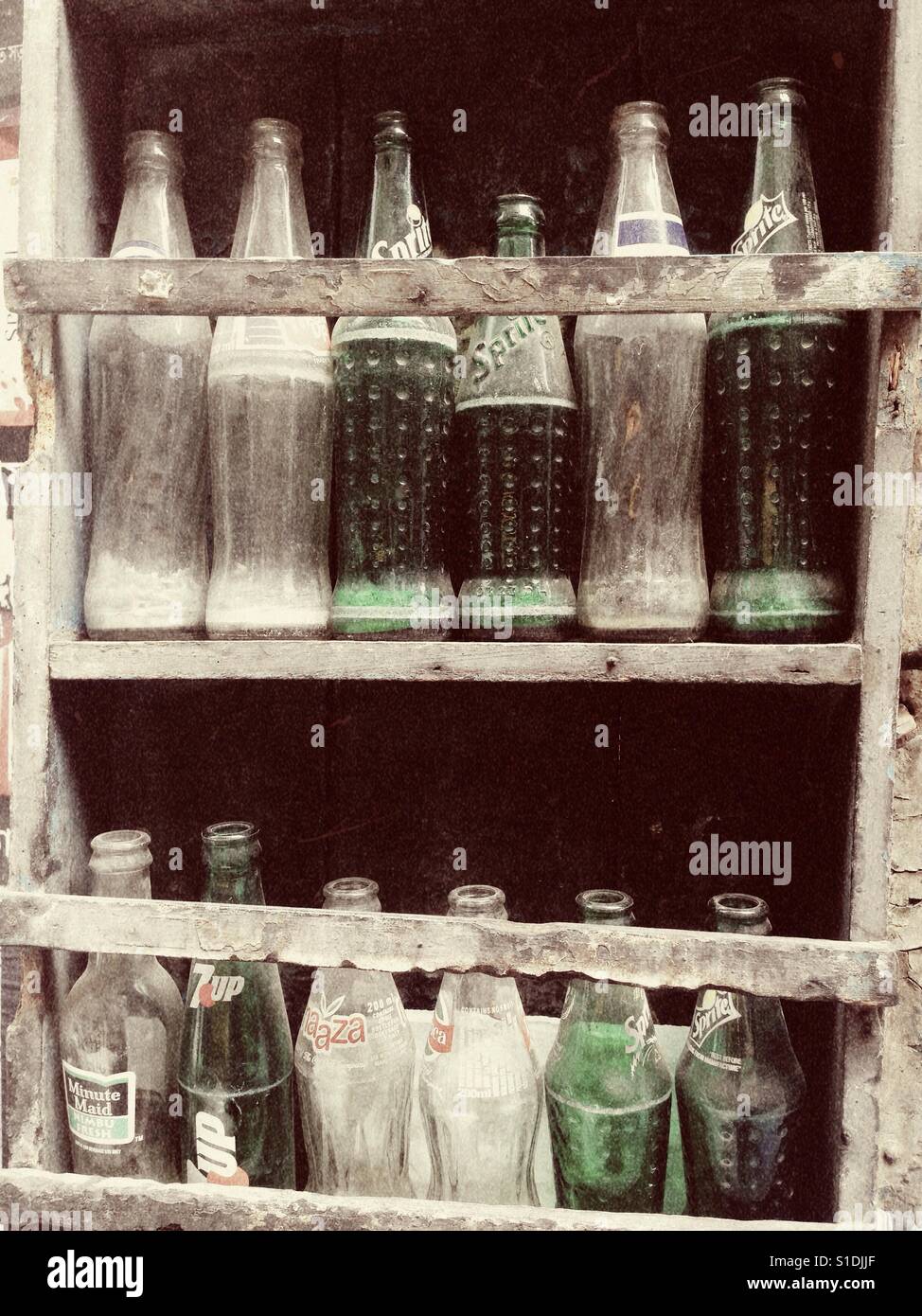 Vintage soft drink bottles hi-res stock photography and images - Alamy