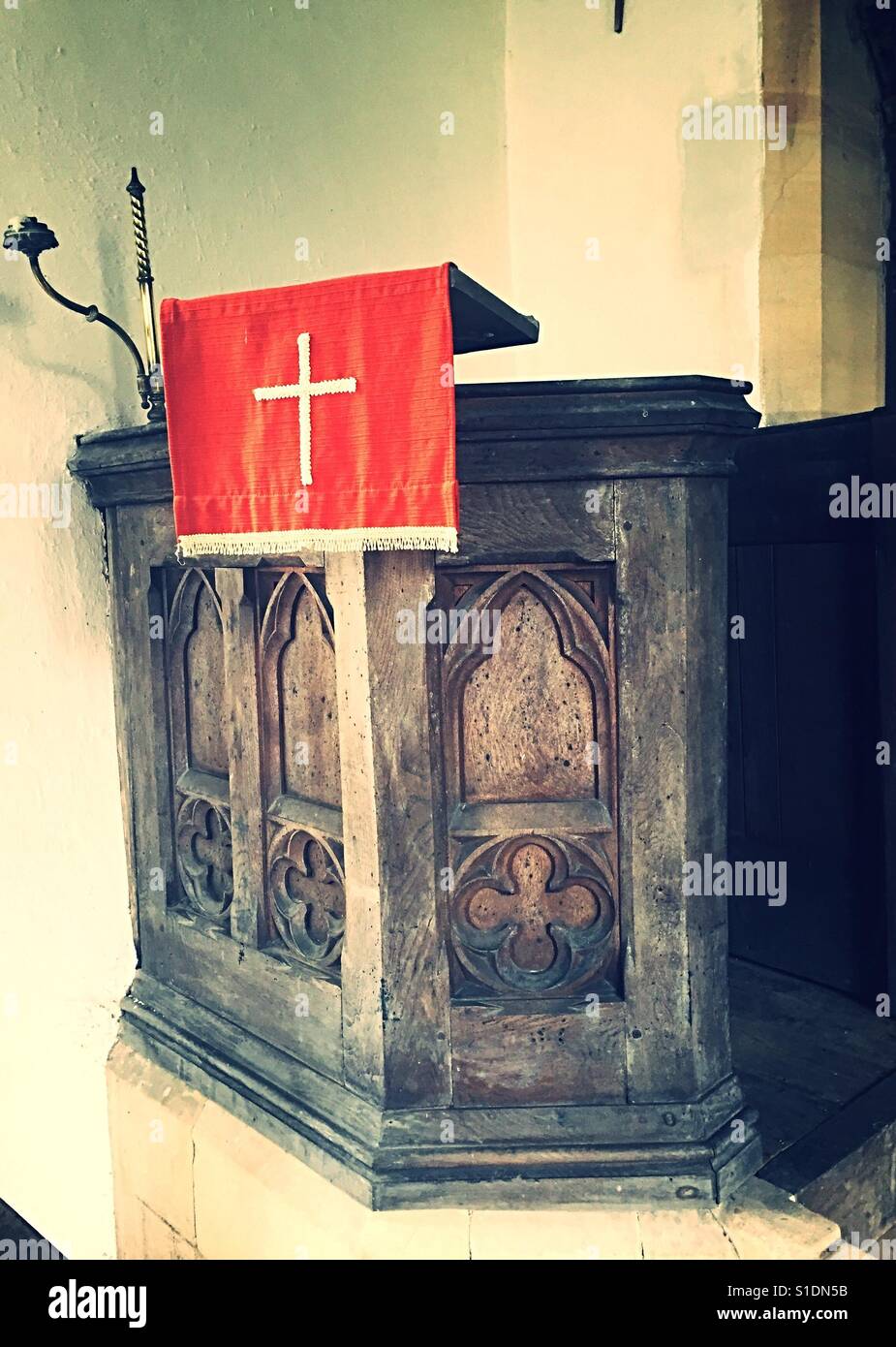 17th century pulpit hi-res stock photography and images - Alamy