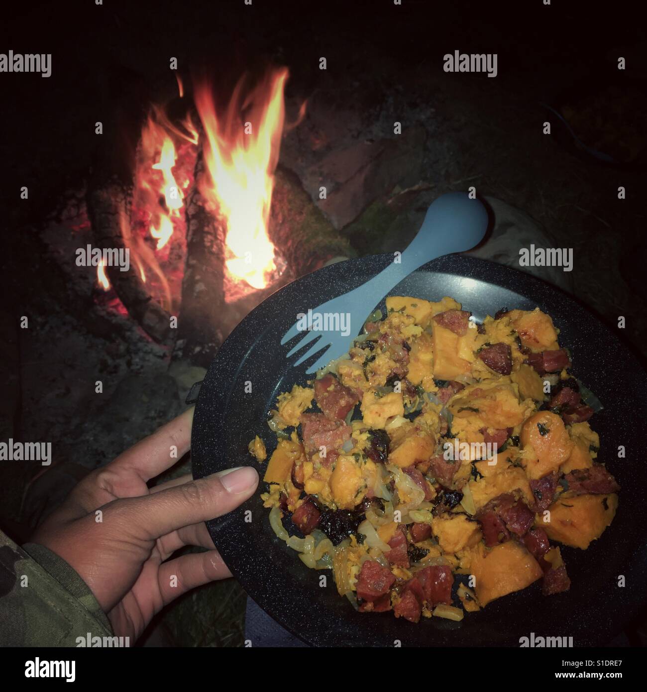 Potato fire hi-res stock photography and images - Alamy