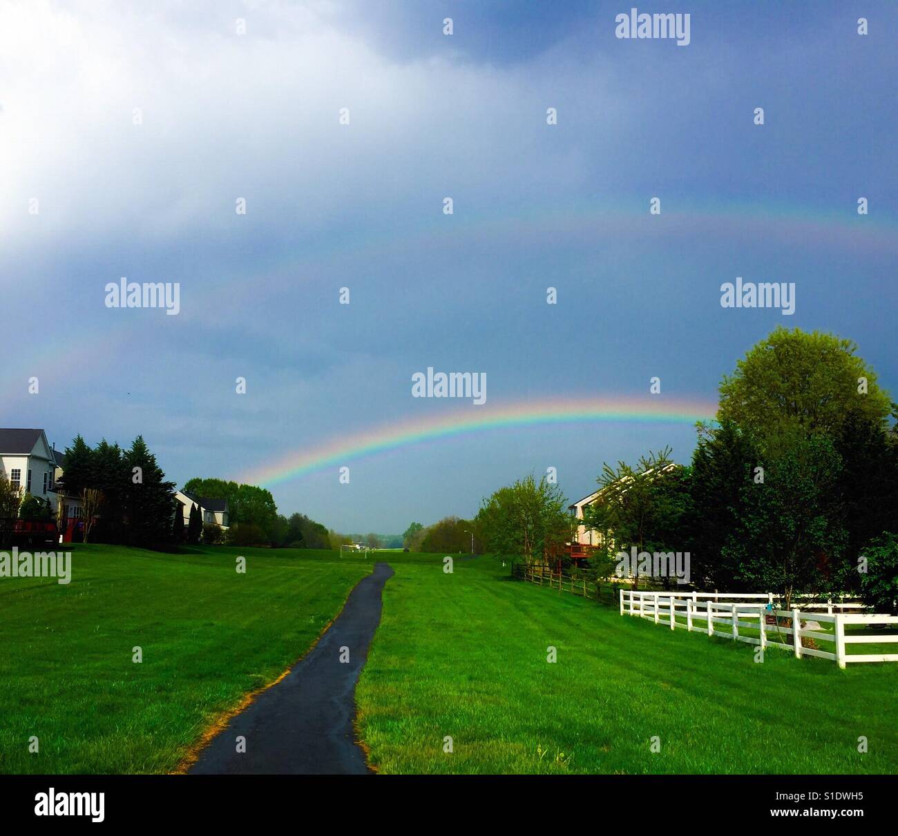 Rainbow farm hi-res stock photography and images - Alamy