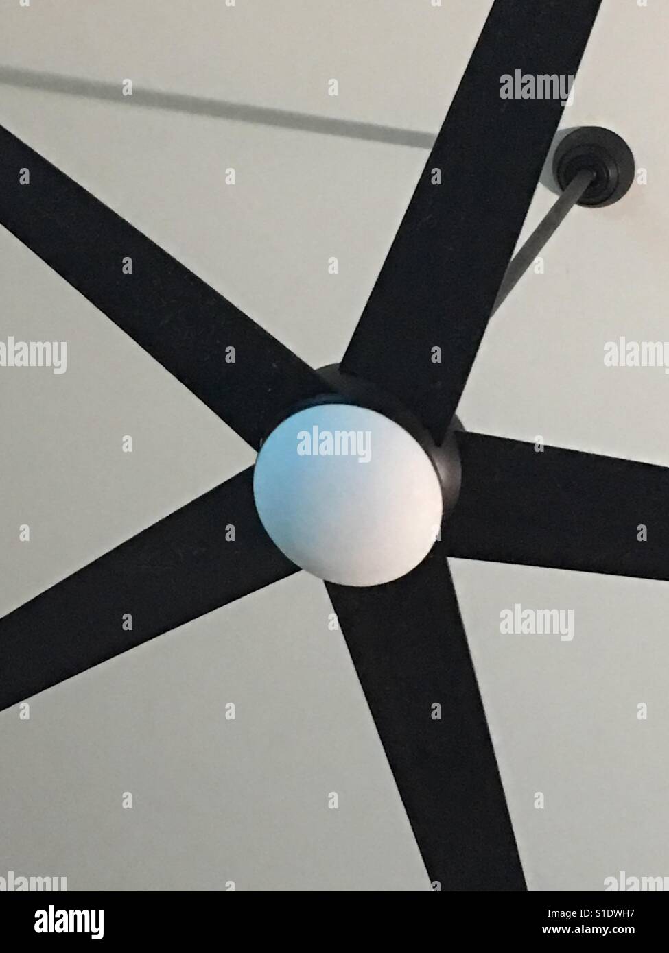Fan and ceiling hi-res stock photography and images - Alamy