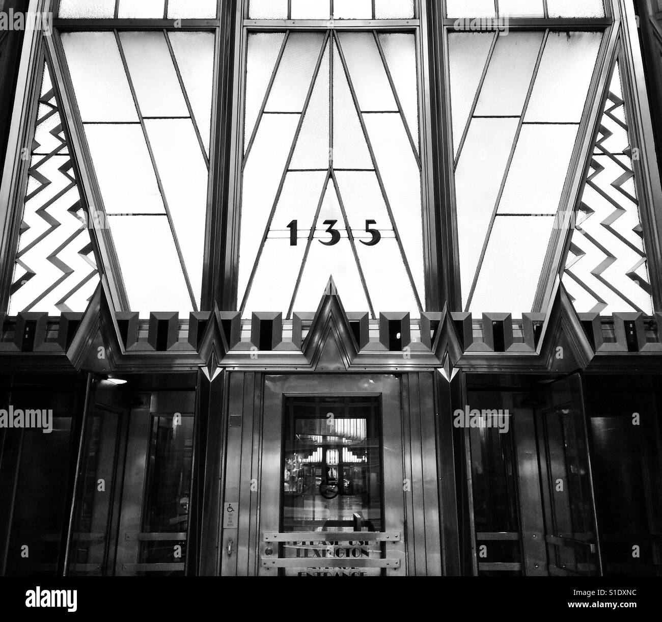 Deco details hi-res stock photography and images - Alamy