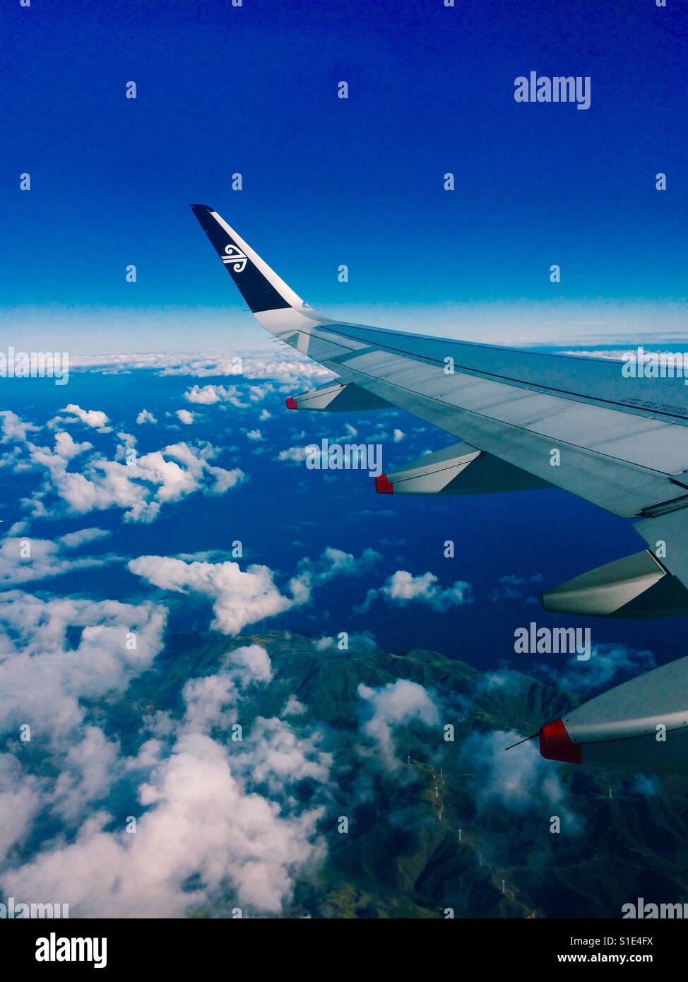 The view outside my window on the plane Stock Photo - Alamy
