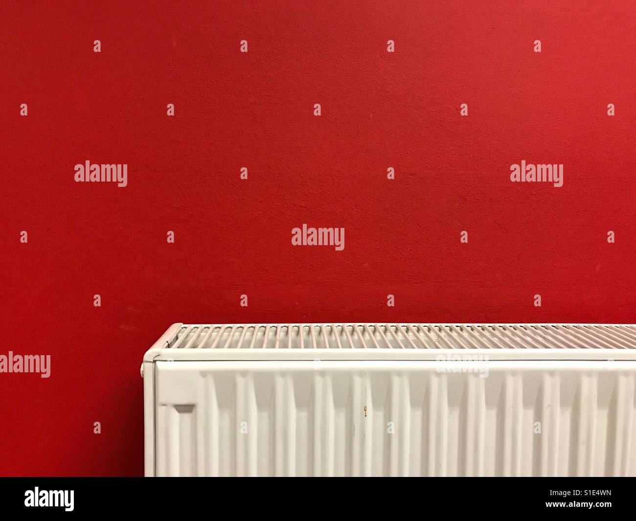 Red radiator hi-res stock photography and images - Alamy
