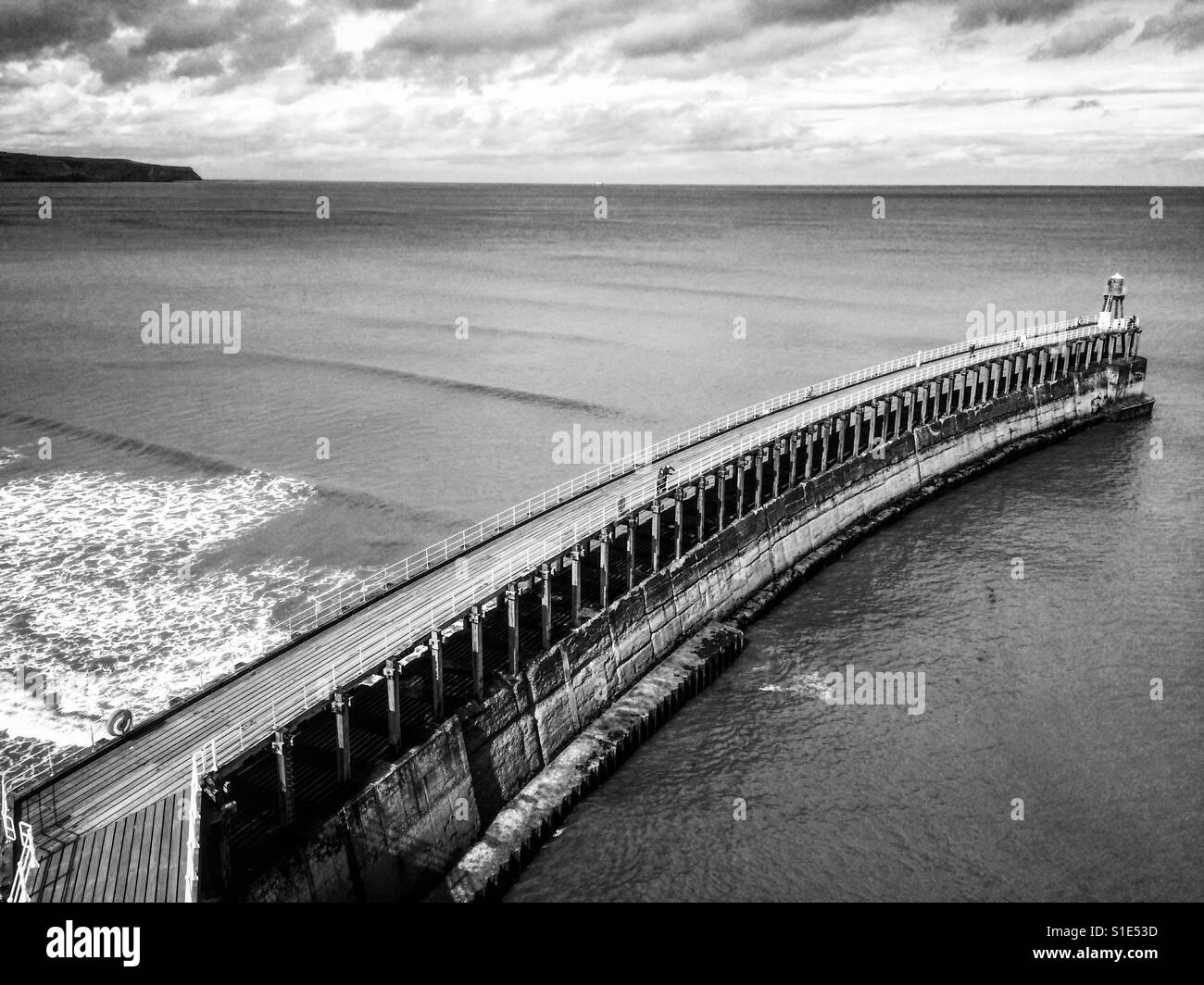 Endless skyline hi-res stock photography and images - Alamy